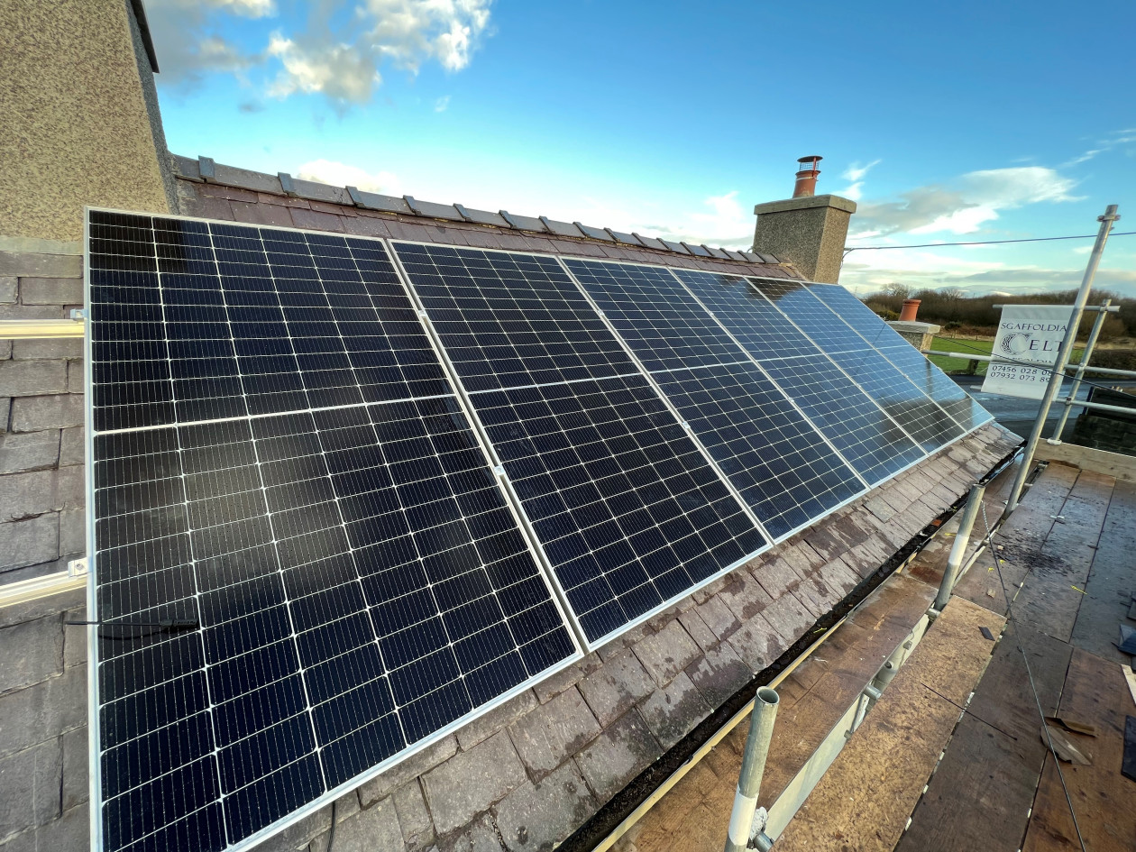 Solar Panels & Battery Storage